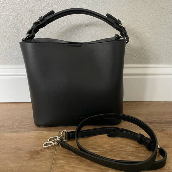 Bags | Vincis Bench Shoulder Bag | Poshmark
